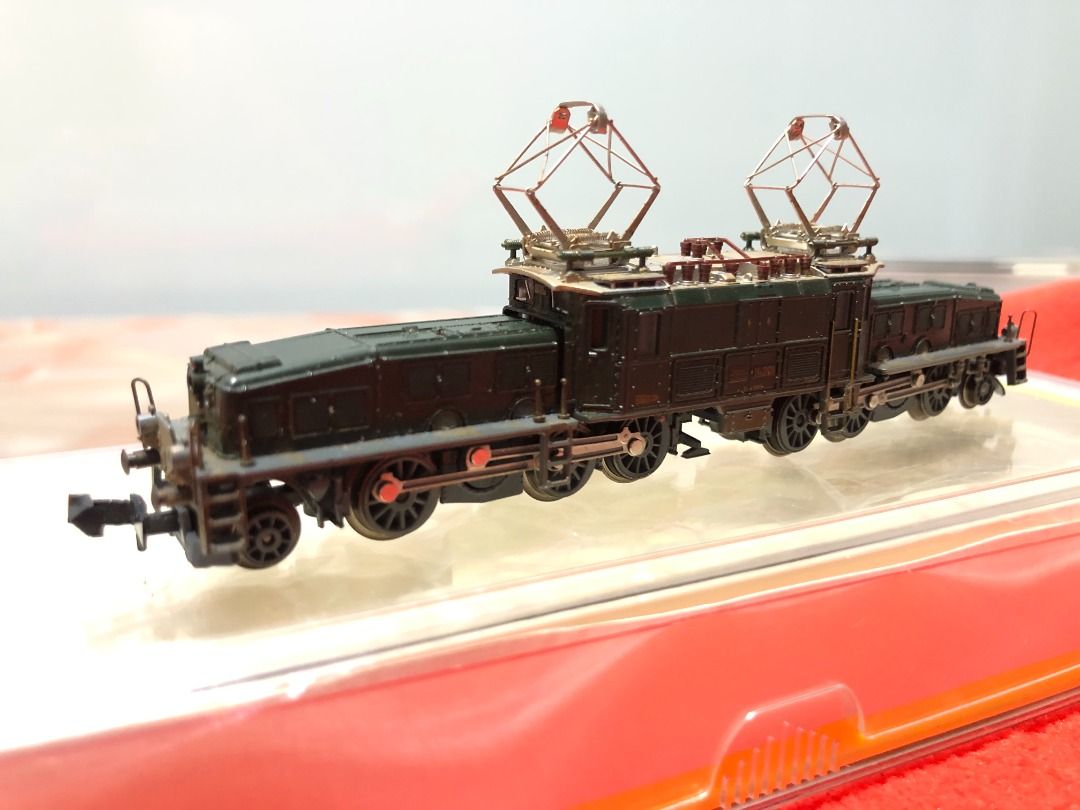 Minitrix trix 12672 N scale crocodile locomotive green with weathering ...