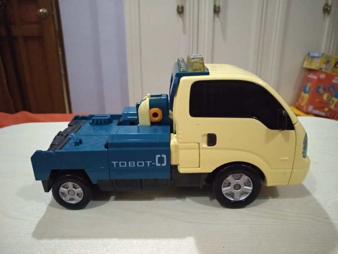 Transformer robot Tobot Zero, Hobbies & Toys, Toys & Games on Carousell