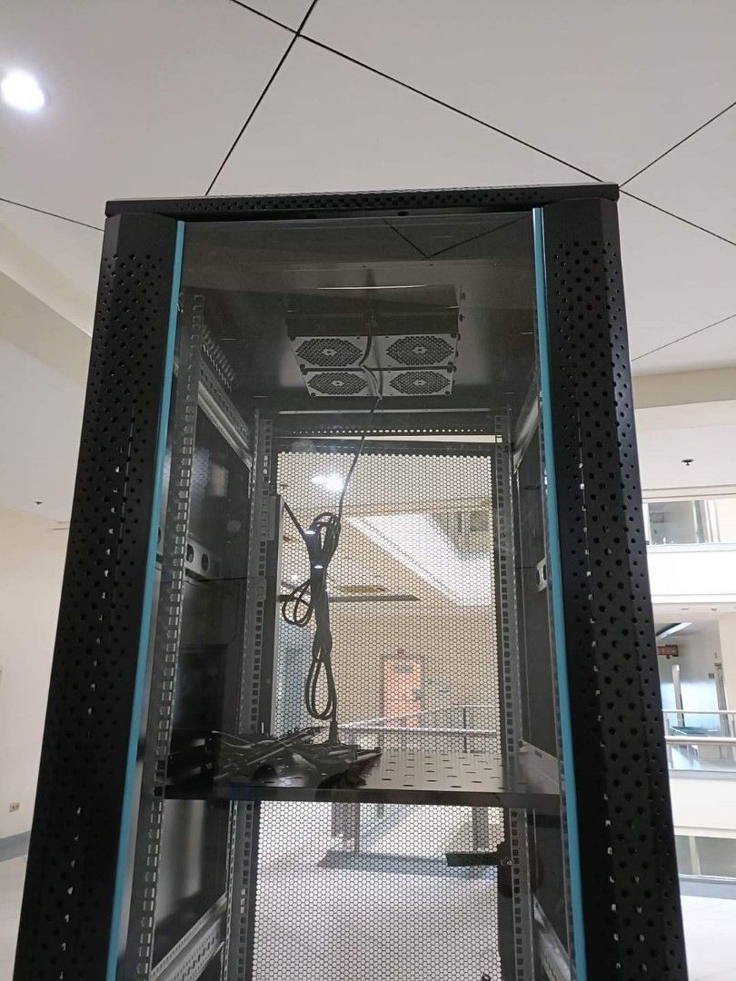 **Tuffrack 42U Free Standing Data Cabinet W=600x D=800x H=7FT ...