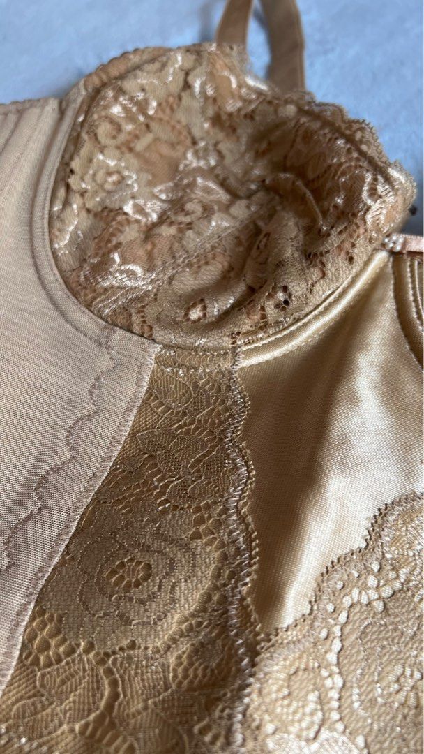 Vintage skin tone corset, Women's Fashion, Undergarments & Loungewear ...