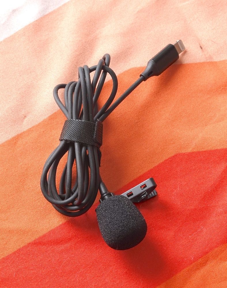 Wired Lavalier Microphone With Lightning, Audio, Microphones on Carousell