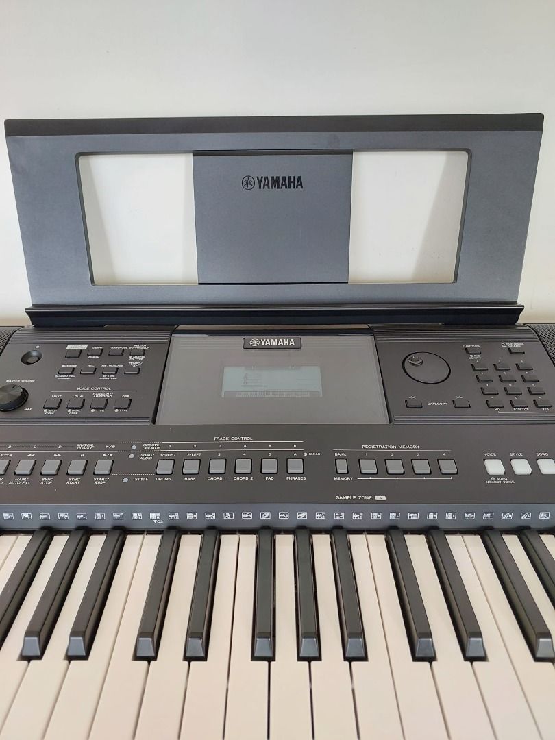 Yamaha PSR E-463 Music Keyboard - LIKE NEW, Hobbies & Toys, Music ...