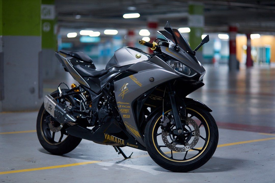 YAMAHA R25 V1 2016, Motorbikes on Carousell