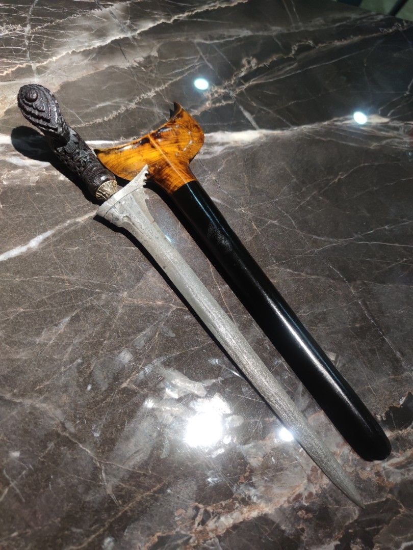 3 bilah keris antik dari pagar ruyong dari empu yang sama.super rare ...