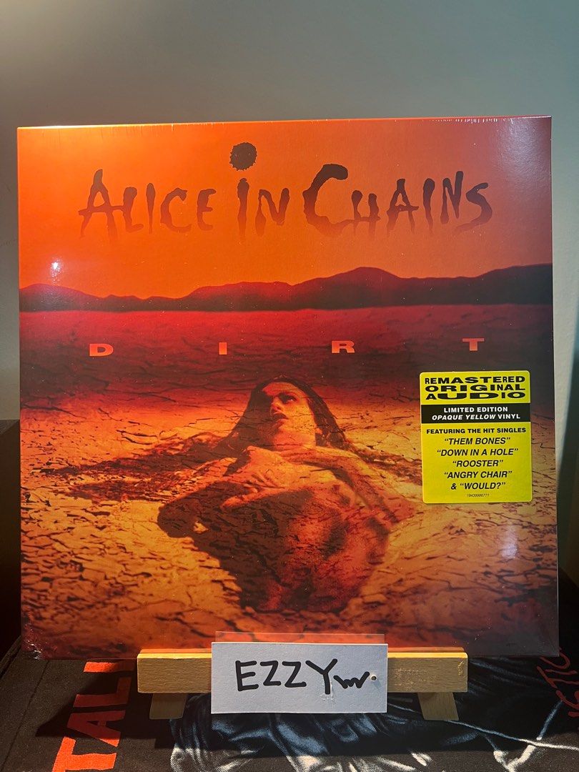 Alice in Chains - Dirt Vinyl 2 LP (Limited Edition Opaque Yellow Vinyl) on Carousell