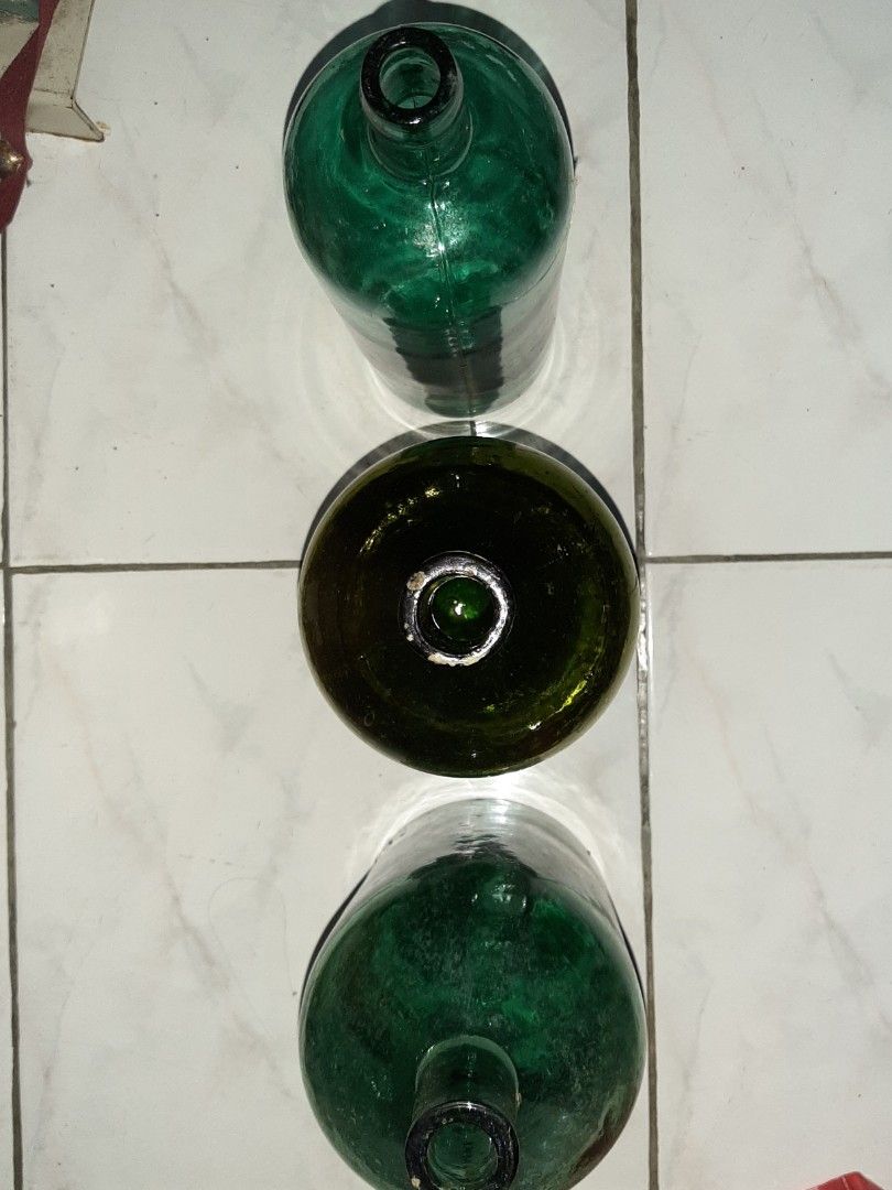 Botol eropa kuno, Antik, Pajangan di Carousell