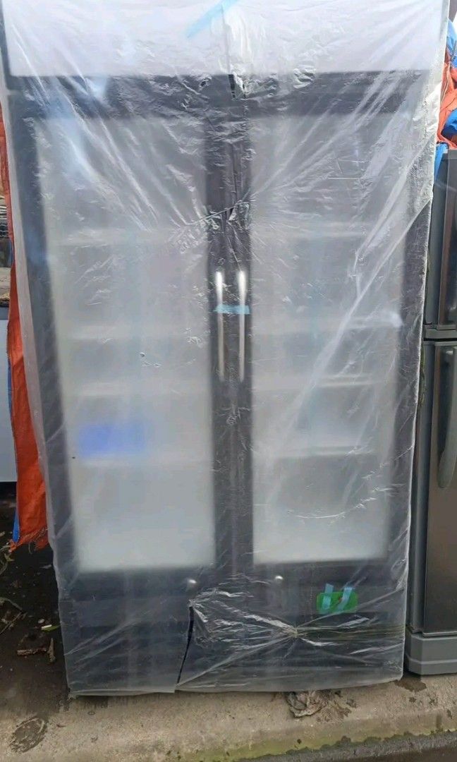 BRANDNEW GLASS DOOR CHILLER 23CUFT, TV & Home Appliances, Kitchen ...