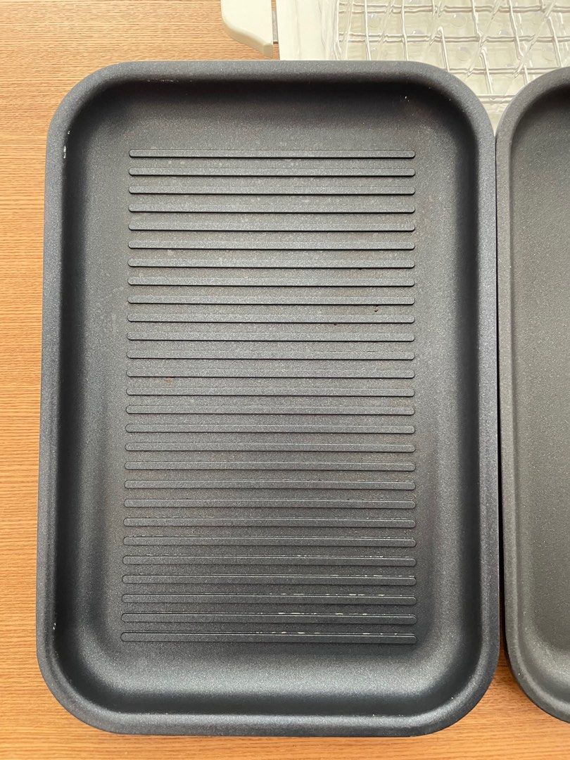 BRUNO Compact Hotplate (white) with nabe pot, steam rack and 4 plates ...