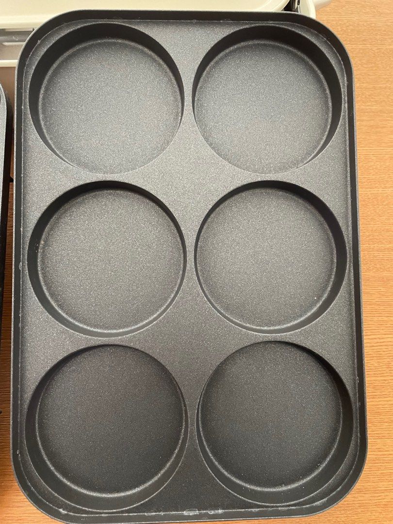 BRUNO Compact Hotplate (white) with nabe pot, steam rack and 4 plates ...