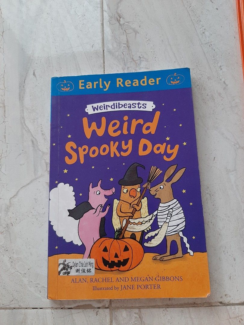 Buku weird spooky day, Buku & Alat Tulis, Buku Anak-Anak di Carousell