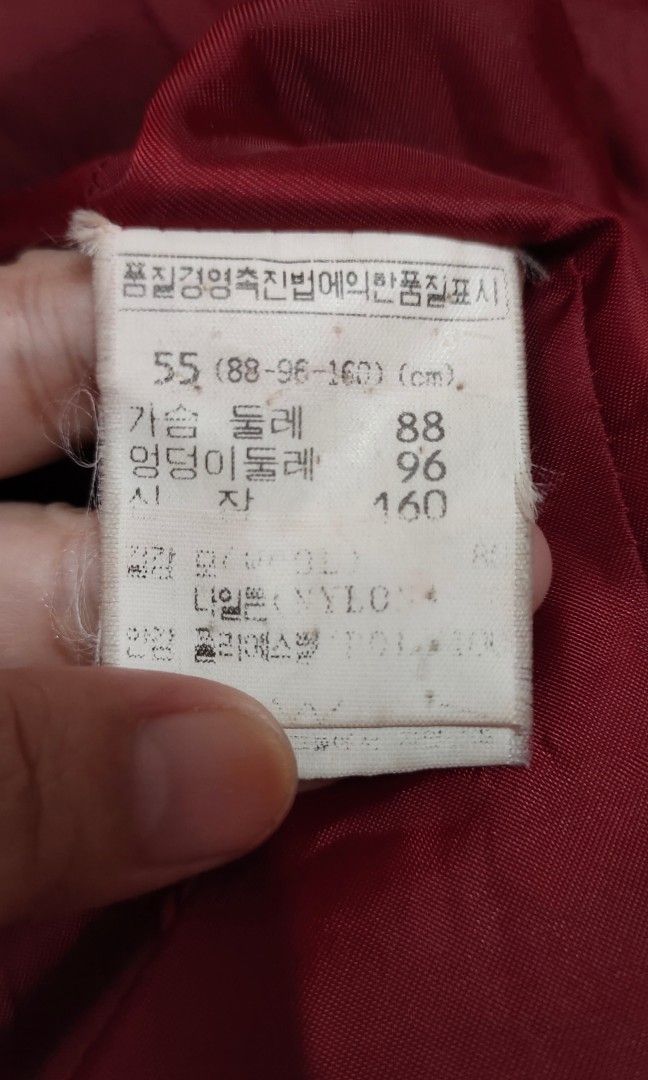 Coat kintam warna merah, Fesyen Wanita, Pakaian Wanita, Baju Luaran di Carousell