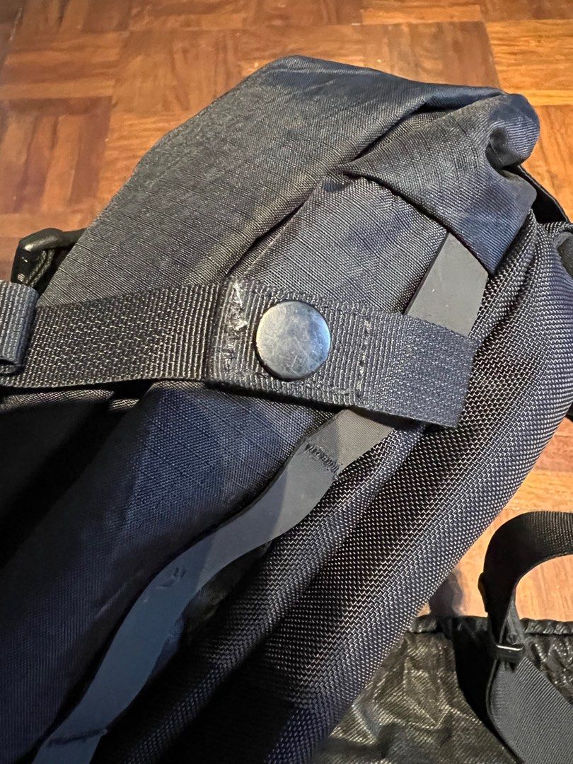 Code of Bell X-Pod, Men's Fashion, Bags, Belt bags, Clutches and ...