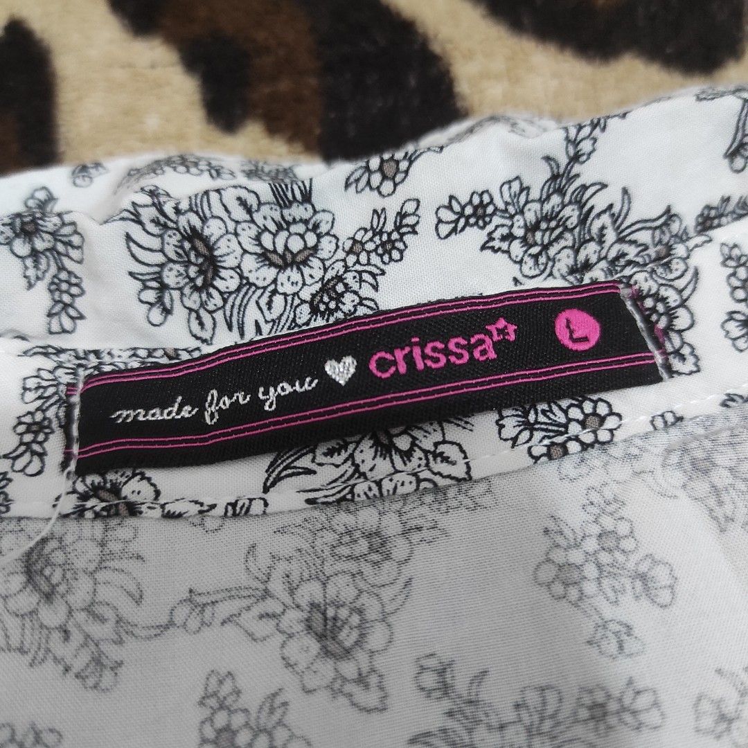 CRISSA Floral White Polo Dress, Women's Fashion, Dresses & Sets, Dresses on Carousell