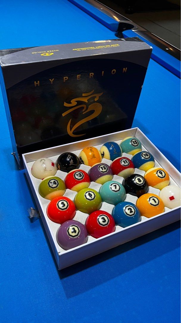 Cyclops Hyperion pool ball set, Sports Equipment, Other Sports ...