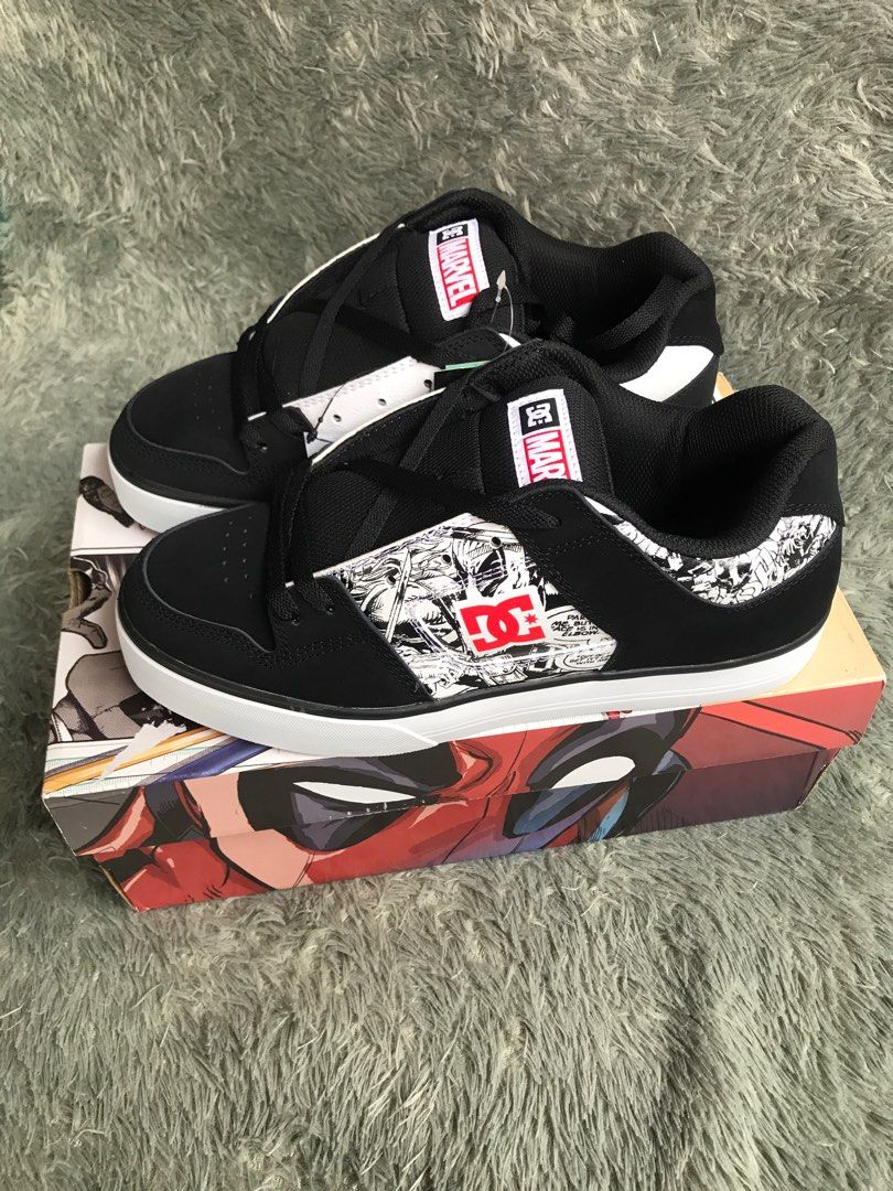 Dc shoes pure x marvel deadpool, Fesyen Pria, Sepatu , Sneakers di Carousell