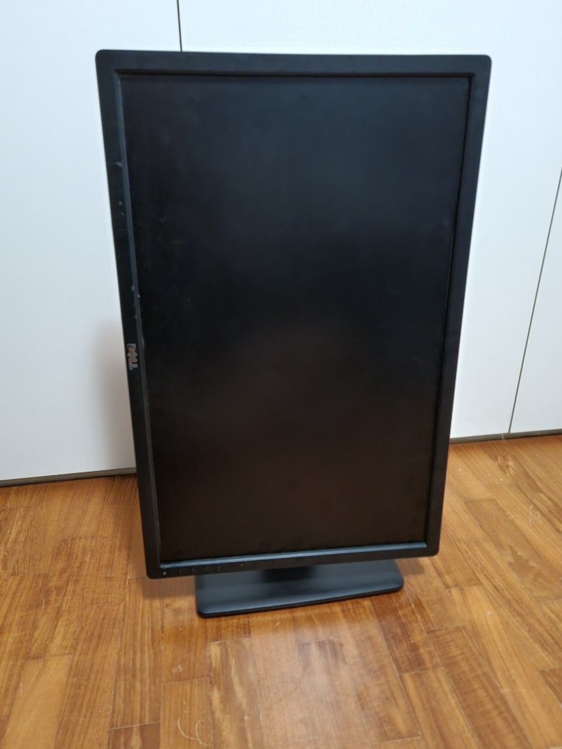 dell 24" monitor (spoil), Computers & Tech, Parts & Accessories ...