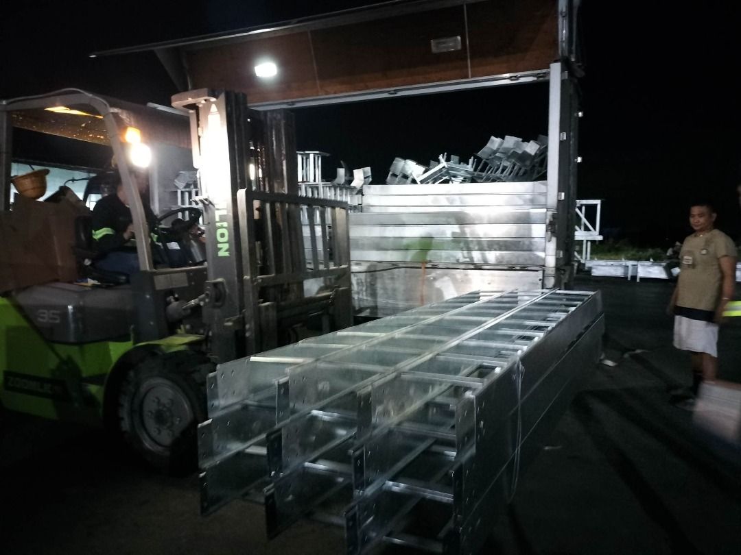 DNC Steel Fabrication laddertype HDG Cable tray heavy duty hot dip ...