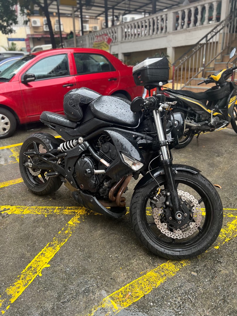 Kawasaki ER6n - Cafe Racer, Motorbikes on Carousell