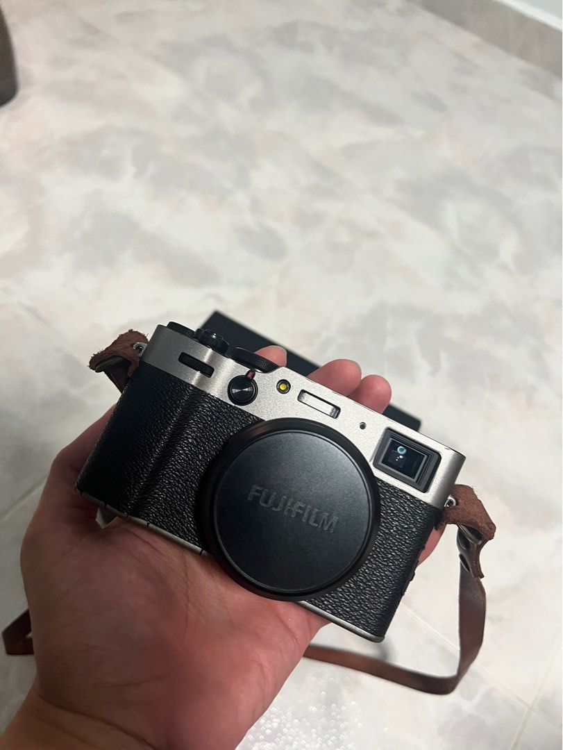 Fujifilm X100V with WCL-X100 II, Photography, Cameras on Carousell
