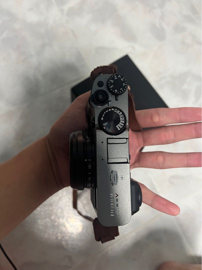 Fujifilm X100V with WCL-X100 II, Photography, Cameras on Carousell