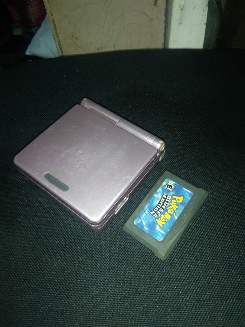 GameBoy Advance SP pink on Carousell