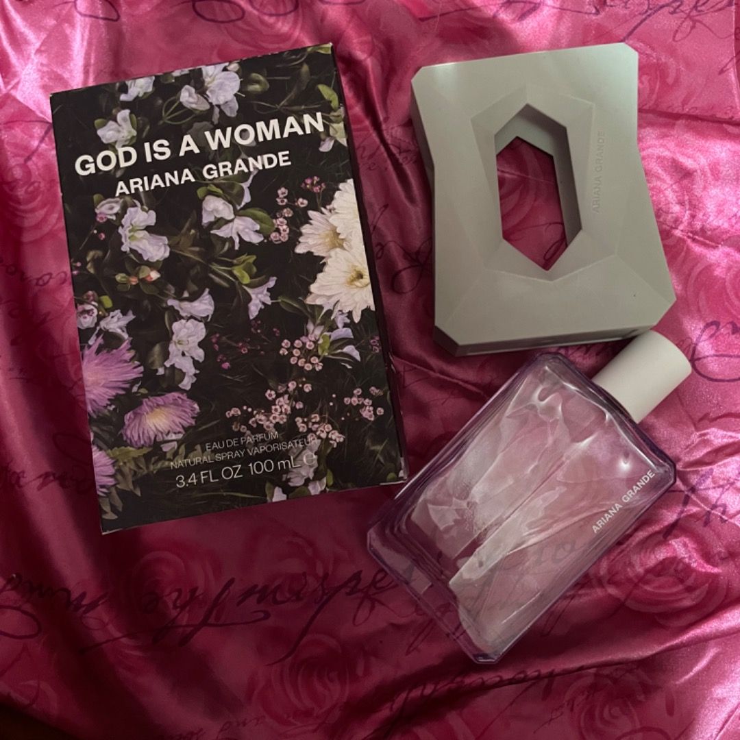 God is a woman Ariana Grande 100ml, Beauty & Personal Care, Fragrance ...