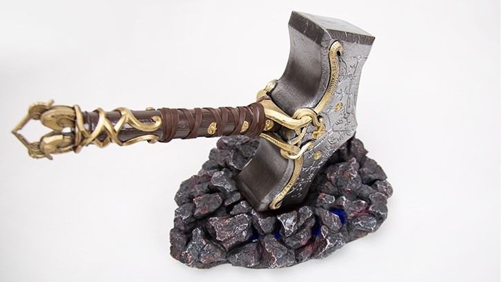 God of War : Thor's Ragnarok Mjolnir 2.0 (Comes with Resin Base ...