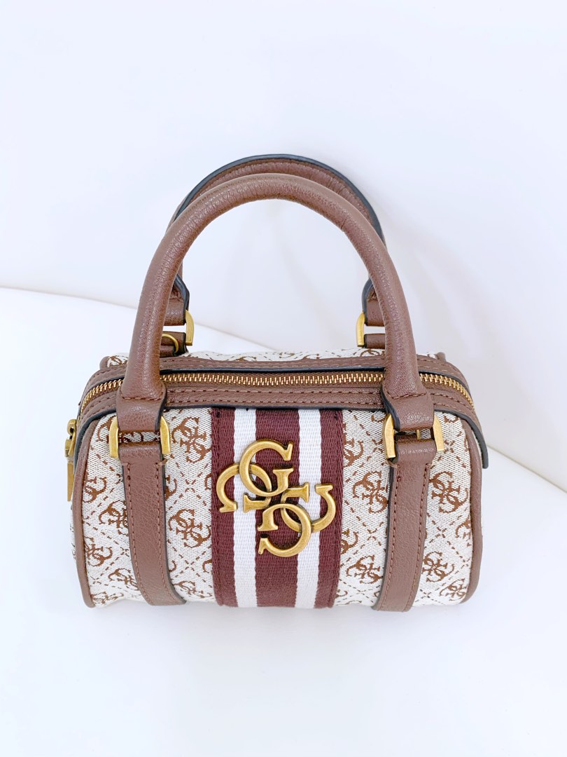 Guess mini bag, Women's Fashion, Bags & Wallets, Cross-body Bags on ...