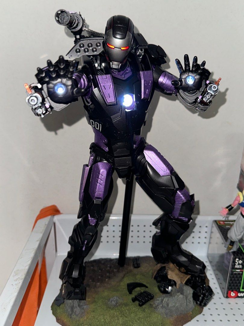 Hot toy war machine die cast custom paint, Hobbies & Toys, Toys & Games ...