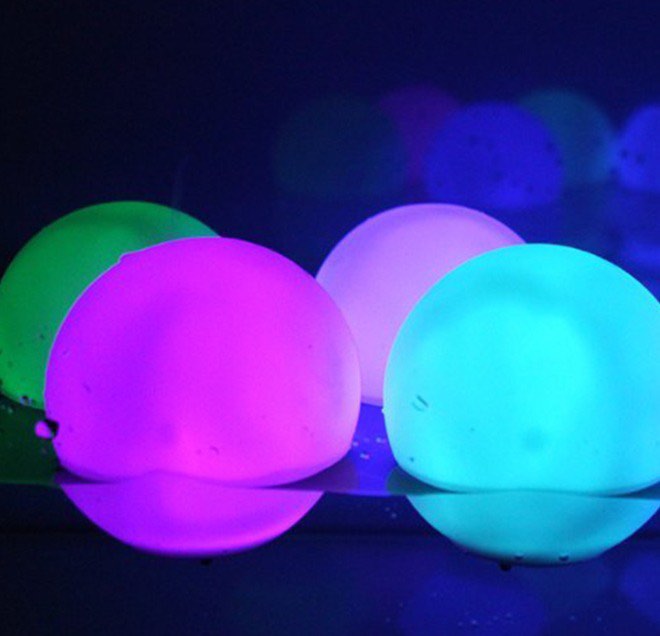 [instocks] 40 cm LED ball inflatable beach ball decoration 16 colours ...