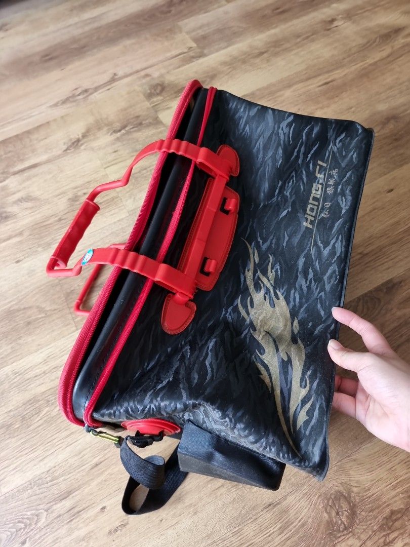 Keep Fish Prawn Alive Box, Sports Equipment, Fishing on Carousell