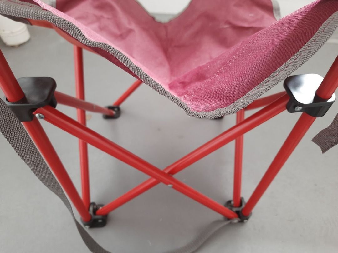 Like New Decathlon Quechua Safari Folding camping chair Small Size ...