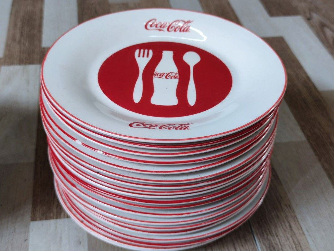 Limited Edition Vintage Coca-Cola Plate, Hobbies & Toys, Collectibles ...