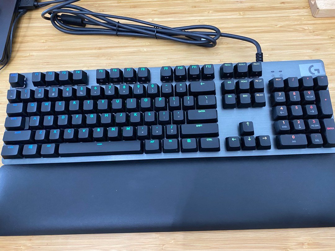 Logitech G512 RGB Mechanical Keyboard (clicky), Computers & Tech, Parts ...