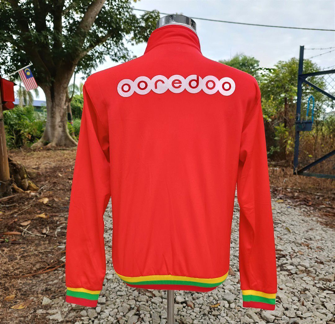 LOTTO Myanmar Football Tracktop Sweater Jacket soccer, Men's Fashion ...
