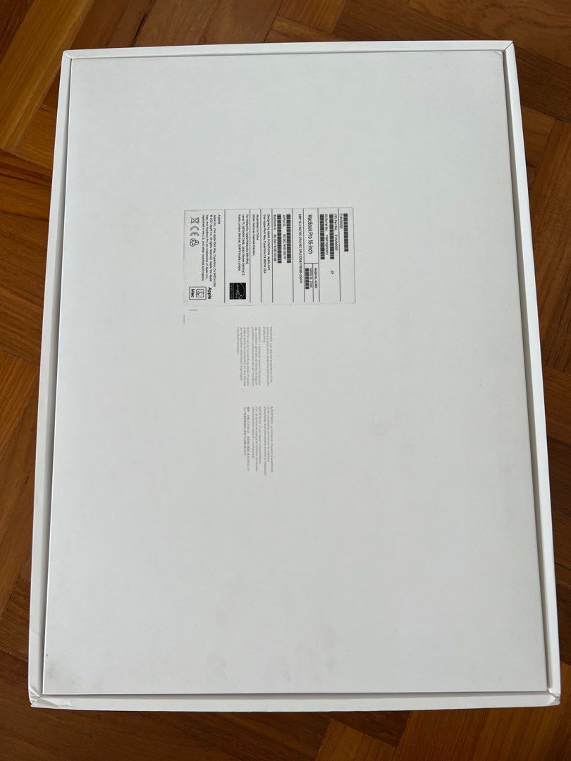 MacBook Pro 16 inch box, Computers & Tech, Laptops & Notebooks on Carousell