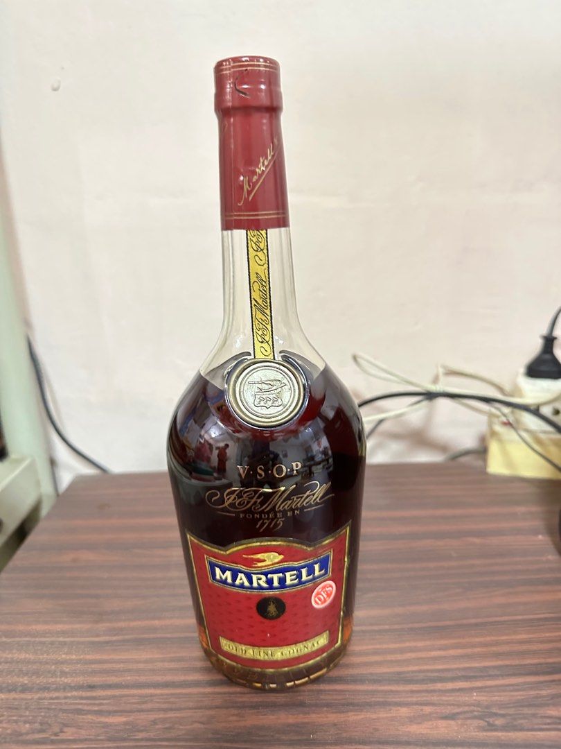 Martell VSOP Medaillon Cognac, Food & Drinks, Alcoholic Beverages on Carousell