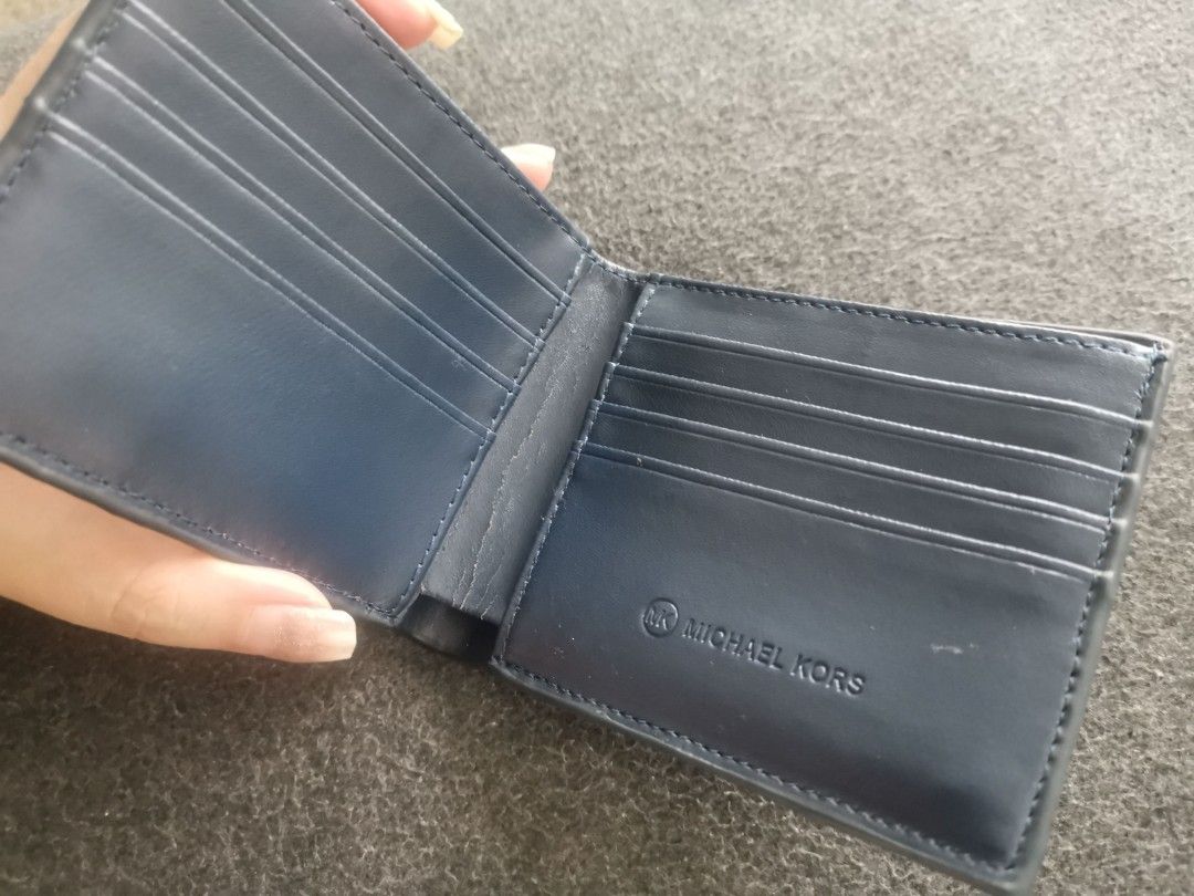 Mk Blue men wallet (damage fold lines), Men's Fashion, Watches ...