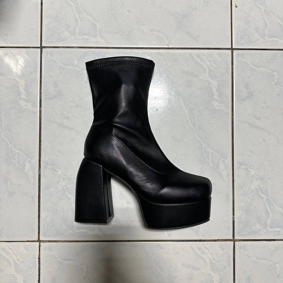 Naked Wolfe Dupes Platform Heels Boots, Women's Fashion, Footwear ...