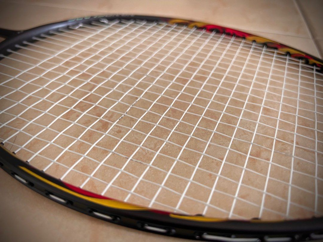 Nanoflare 800, Sports Equipment, Sports & Games, Racket & Ball Sports ...
