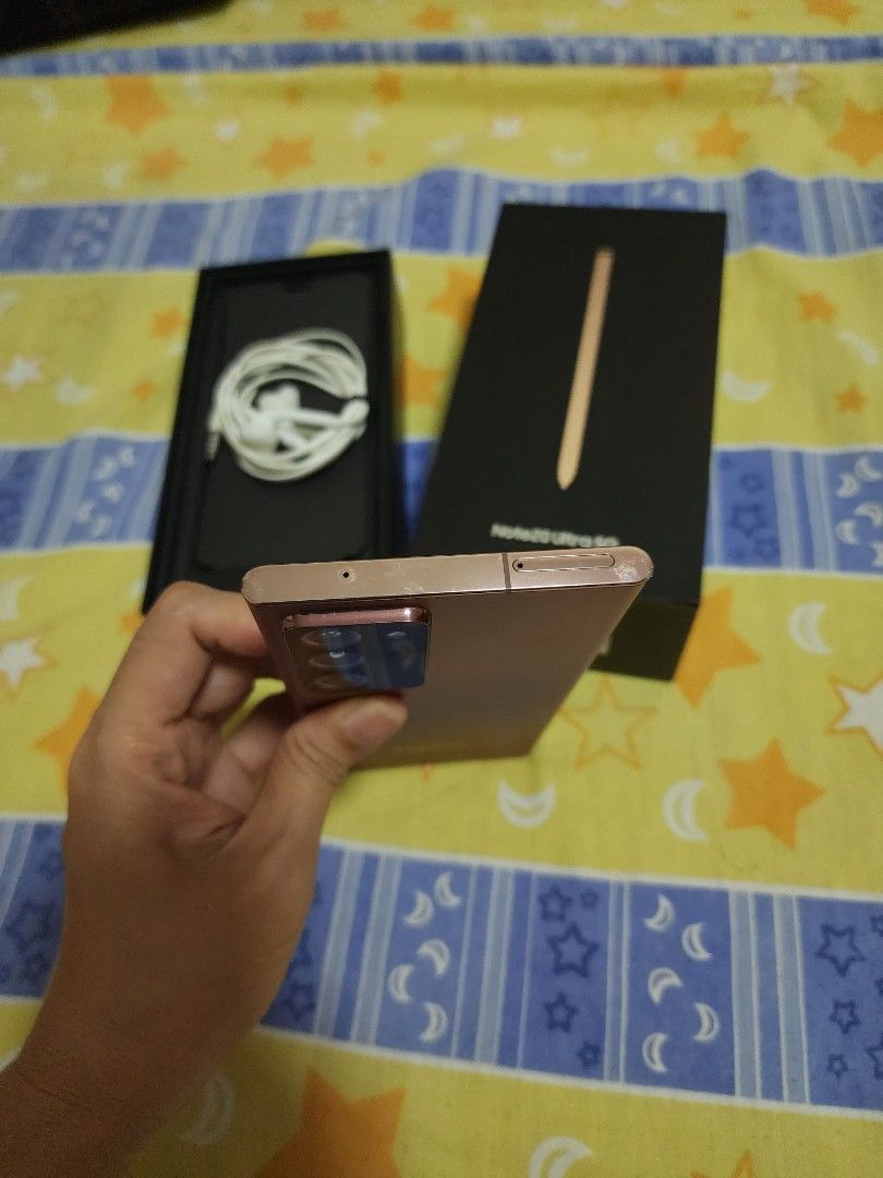 Note 20 Ultra with complete accessories (box with original headsets and ...