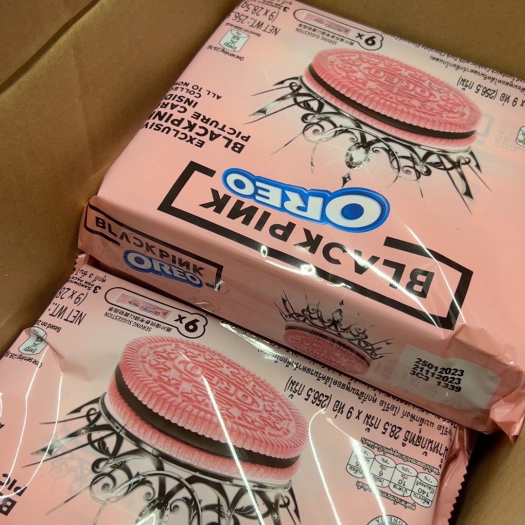 wts oreo x blackpink (card tgt with oreo), Hobbies & Toys, Memorabilia ...