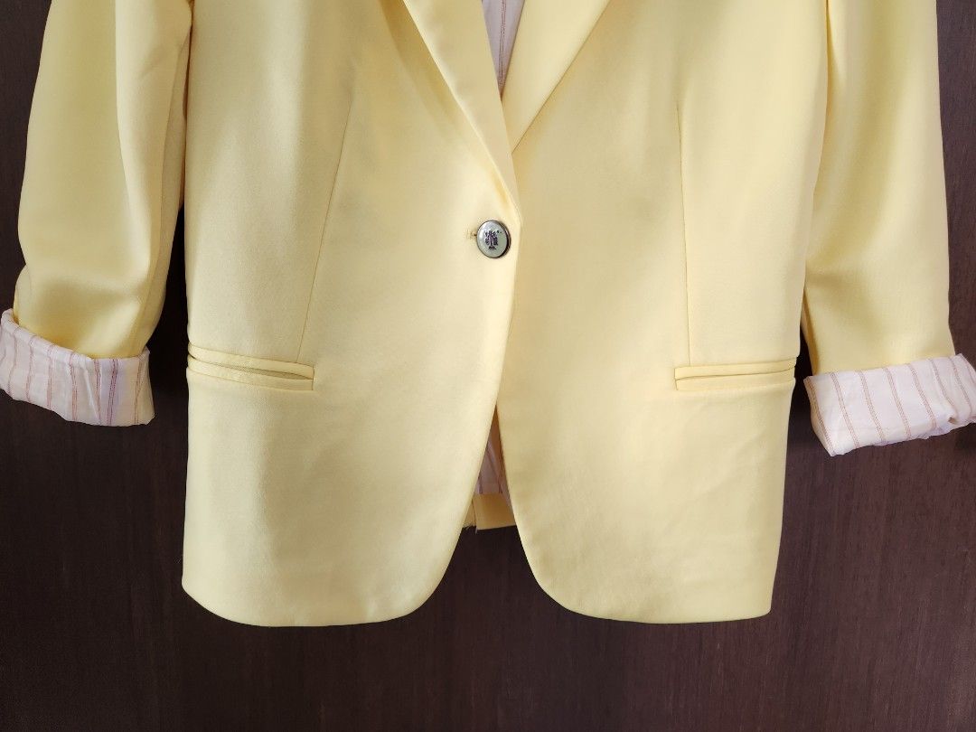 Pale yellow blazer, Women's Fashion, Coats, Jackets and Outerwear on ...