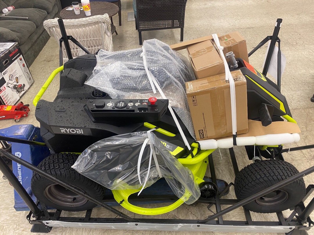 RYOBI 38 in 100 Ah Electric Rear Engine Riding Lawn Mower RY48111 ...