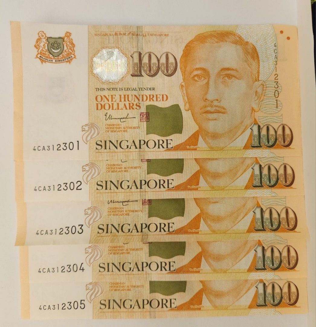 S$100 Brand New Crispy notes in running sequence., Hobbies & Toys ...