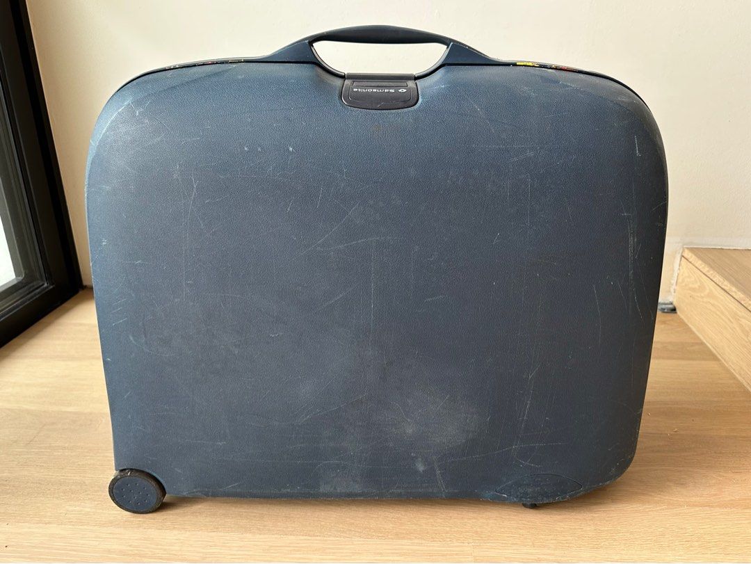 Samsonite Oyster Luggage, Hobbies & Toys, Travel, Luggage on Carousell