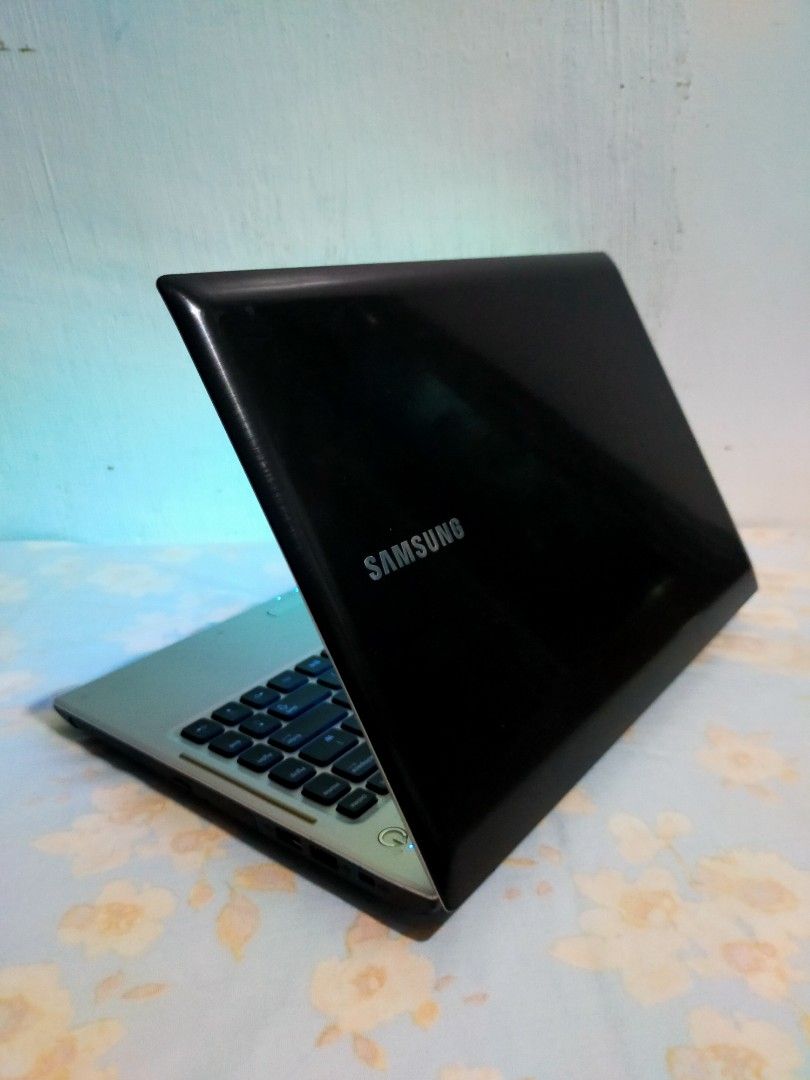 Samsung Slim Laptop Core i5 on Carousell