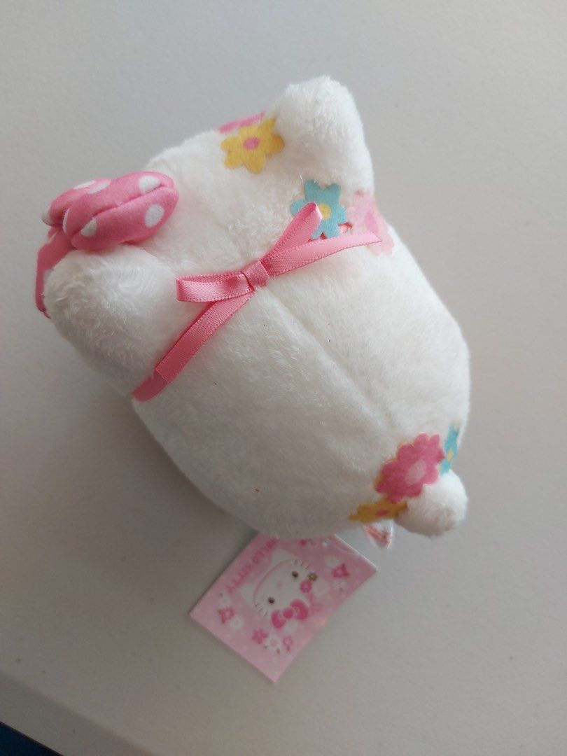 Sanrio hello kitty pig on Carousell