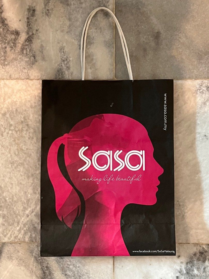SaSa Signature Paper Bag, Beauty & Personal Care, Bath & Body, Body ...