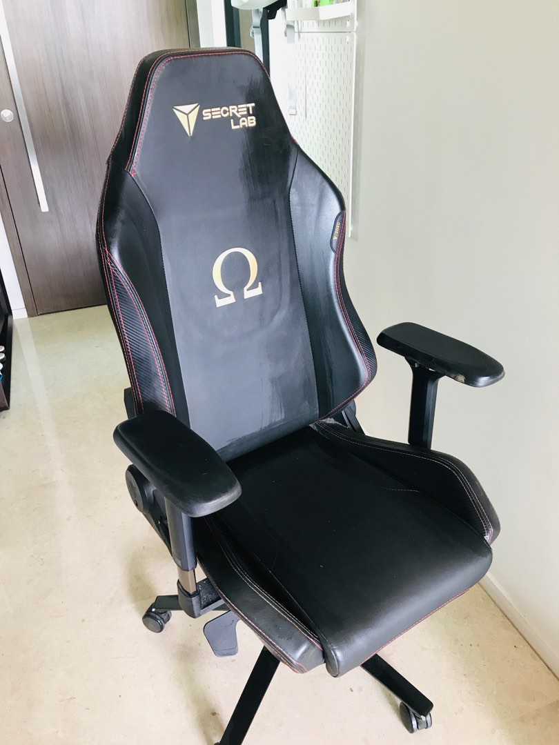 Secretlab Omega Gaming Chair 2020, Furniture & Home Living, Furniture ...